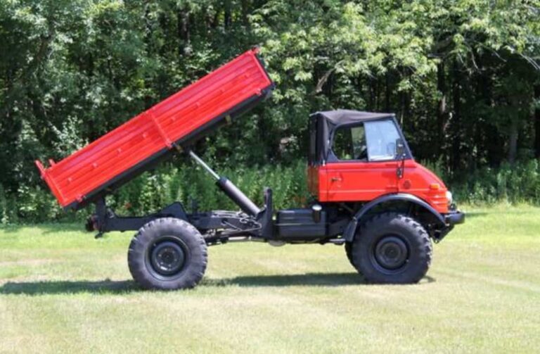 40 Beautifully Restored Rare Trucks - Page 21 of 48 - Adventure Crunch